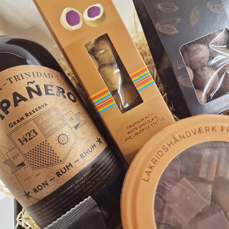 Gavekurve, gaver & delikatesser - dit online Delikatessehuset